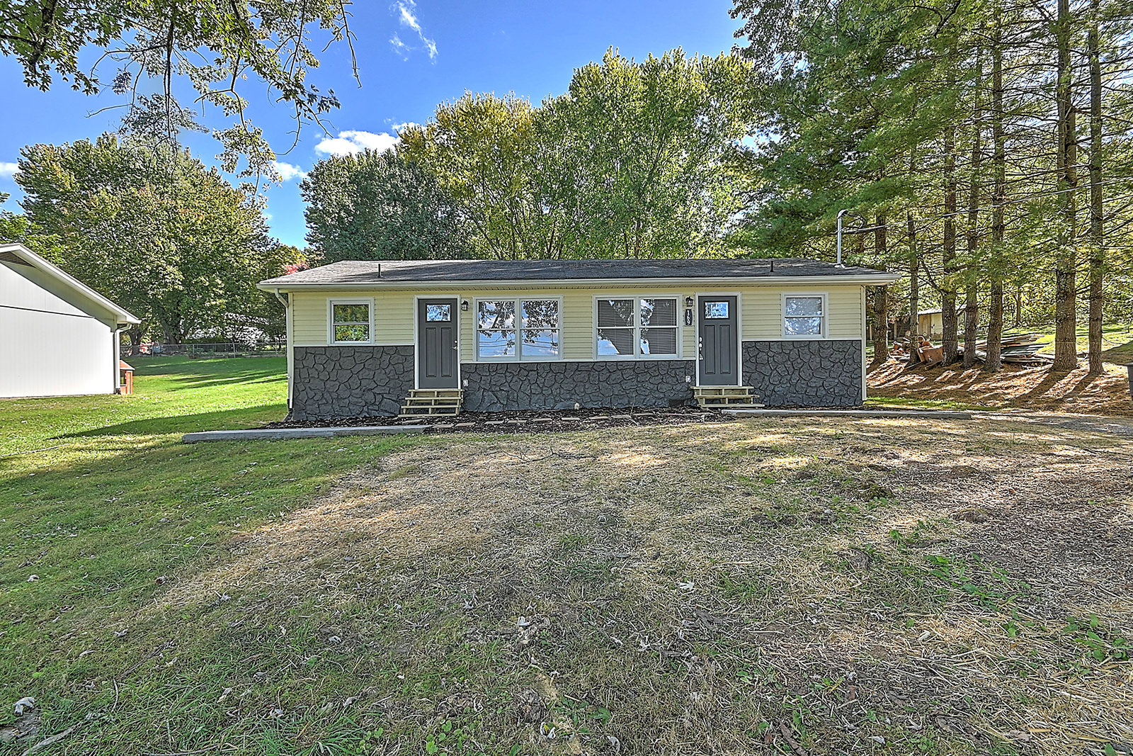 169 jade dr | The Lion Listing